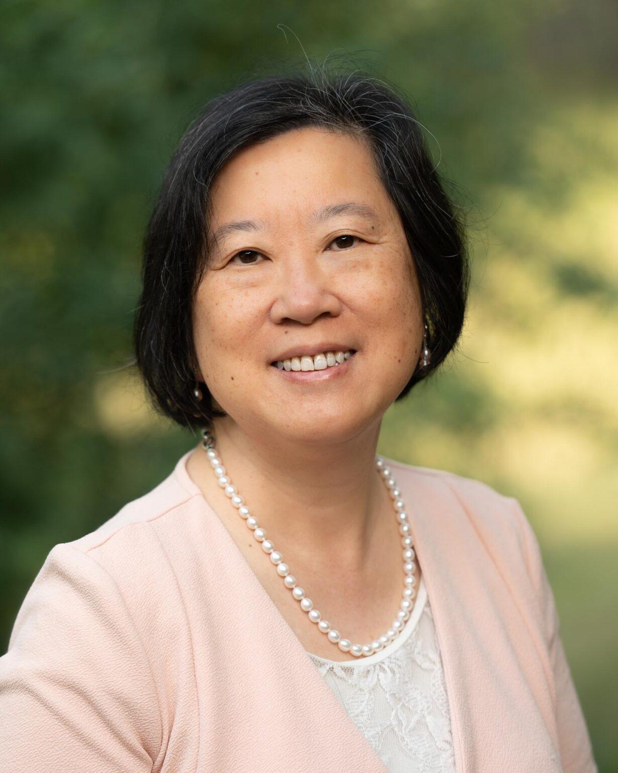 W Alice Lo | Connected Families